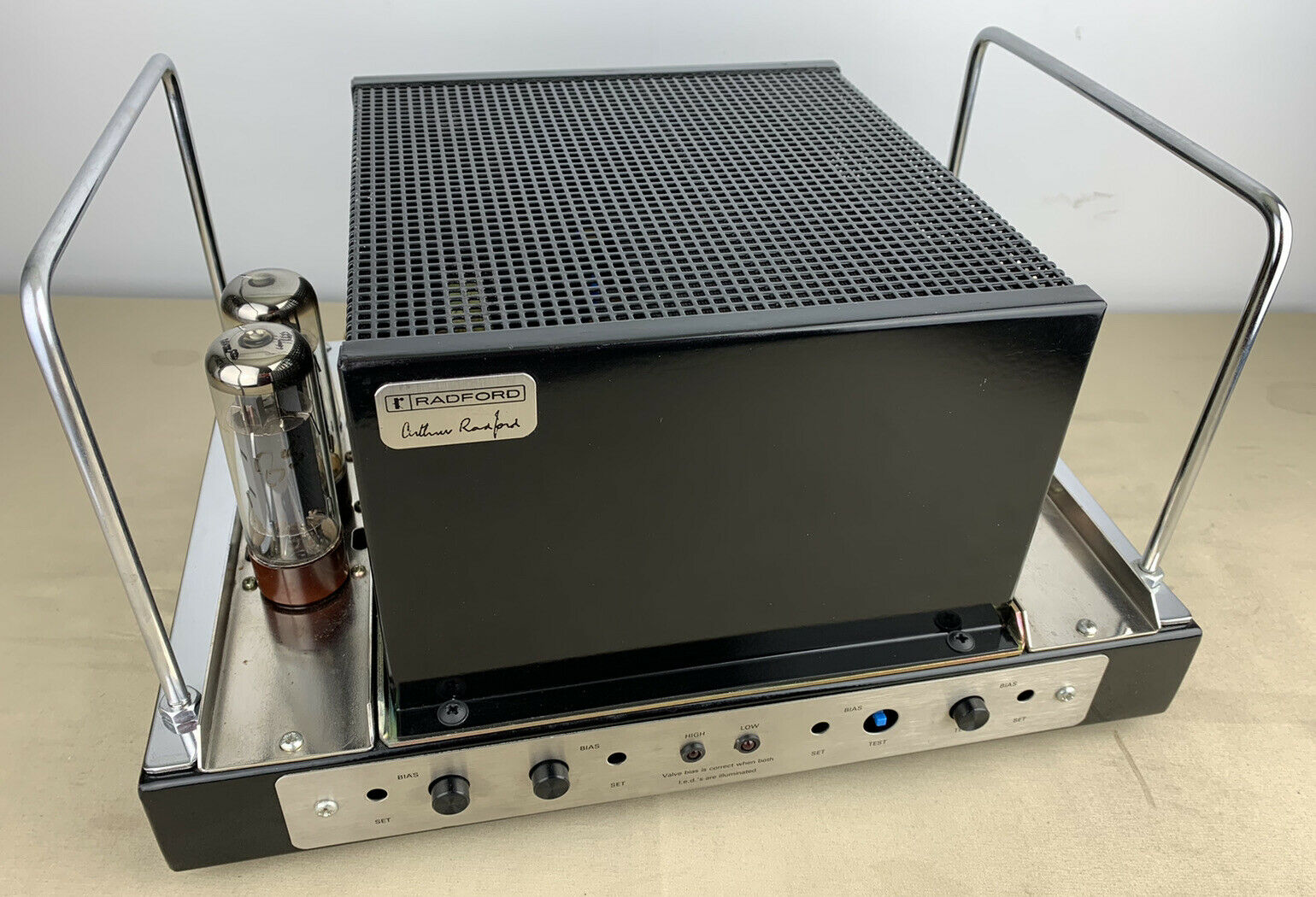 Amplifiers – The Vintage Audio Shop